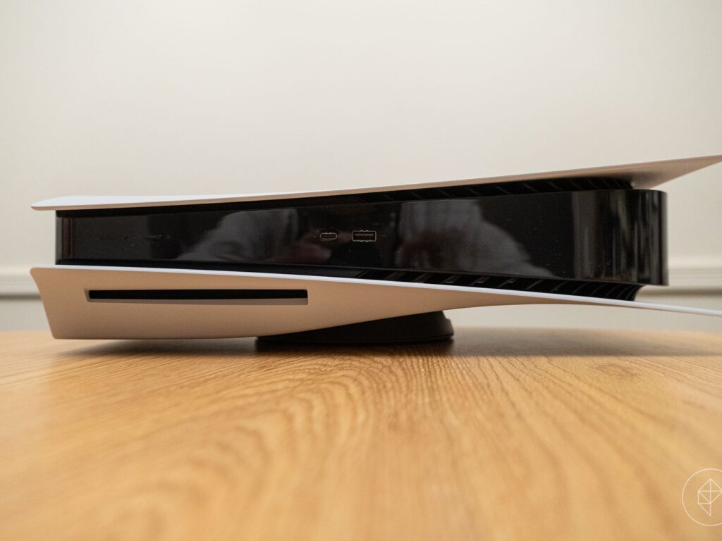 Should Your PS5 be Vertical or Horizontal? A Complete Guide - Gadget ...