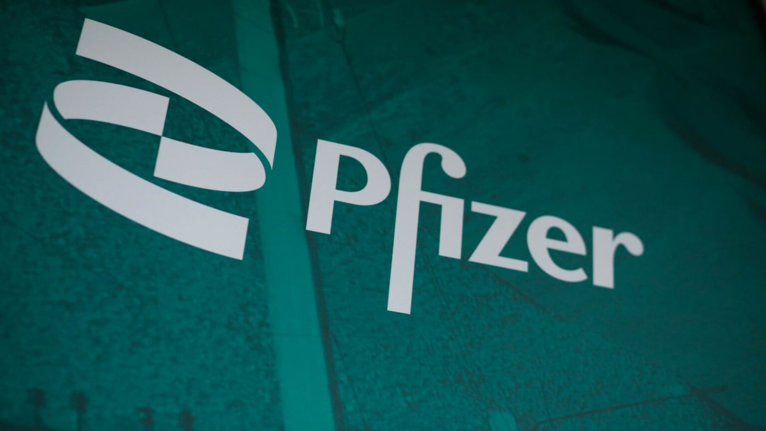 Pfizer Launches a $1.5 Billion Cost-Cutting Program to Rebound from ...