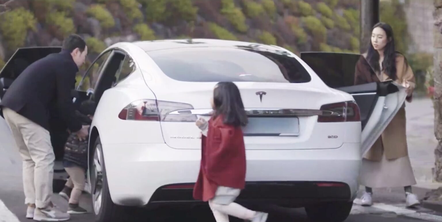 Tesla Finalizes Deal With Baidu Chinese Maps That Musk Claims Cars Will ...