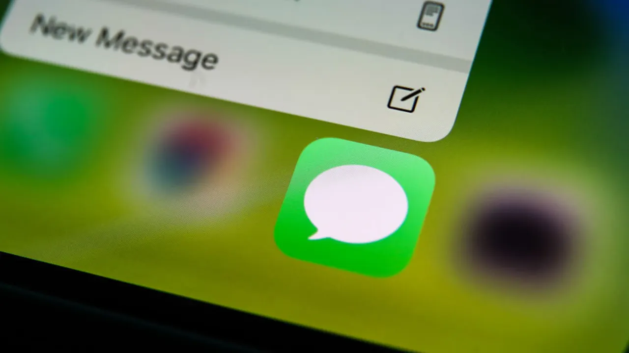 iMessage Outage Leaves Thousands of Apple Users Frustrated - Gadget ... iMessage Outage Leaves Thousands of Apple Users Frustrated - Gadget ...