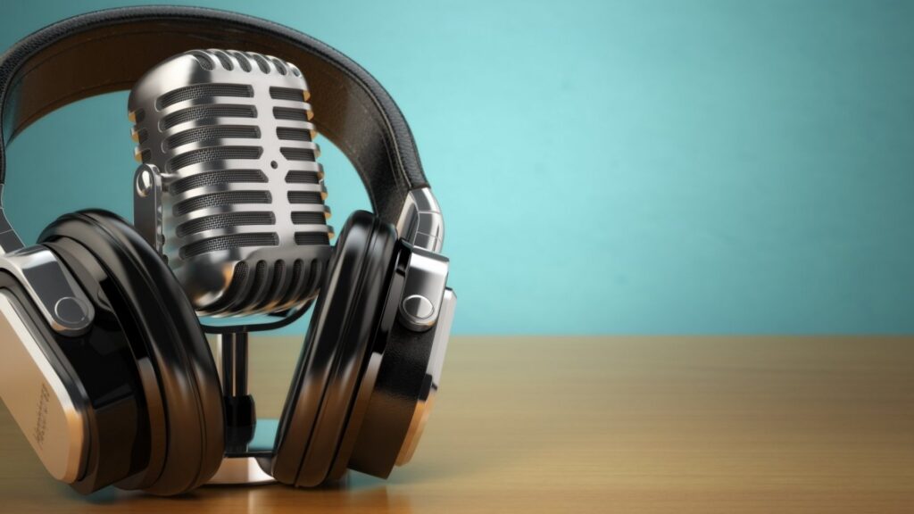 60+ Best Tech Podcasts to Follow for 2024 - Gadget Insiders