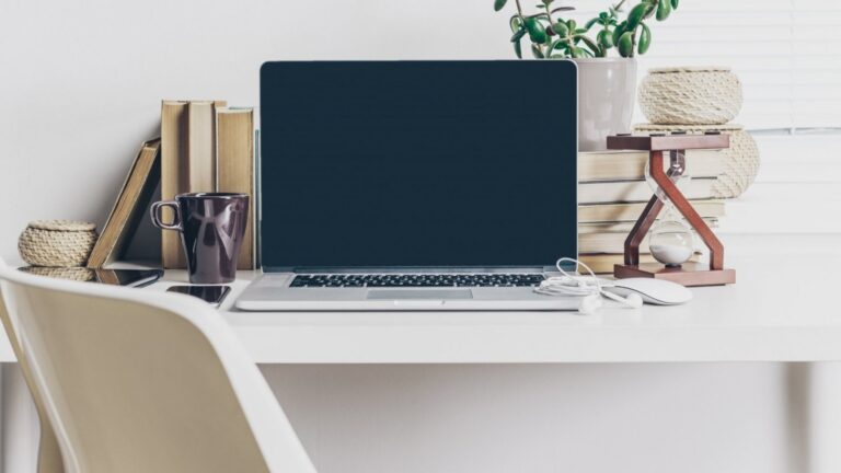 Top 50 Must-Have Gadgets for Remote Workers - Gadget Insiders