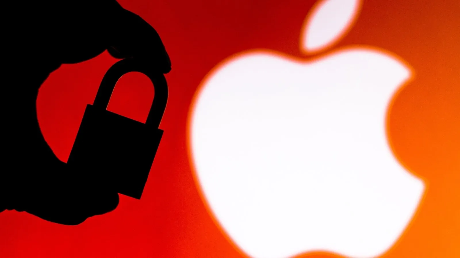 Apple Quickly Fixes Major iPhone and Mac Bug to Stop Hackers – Update ...