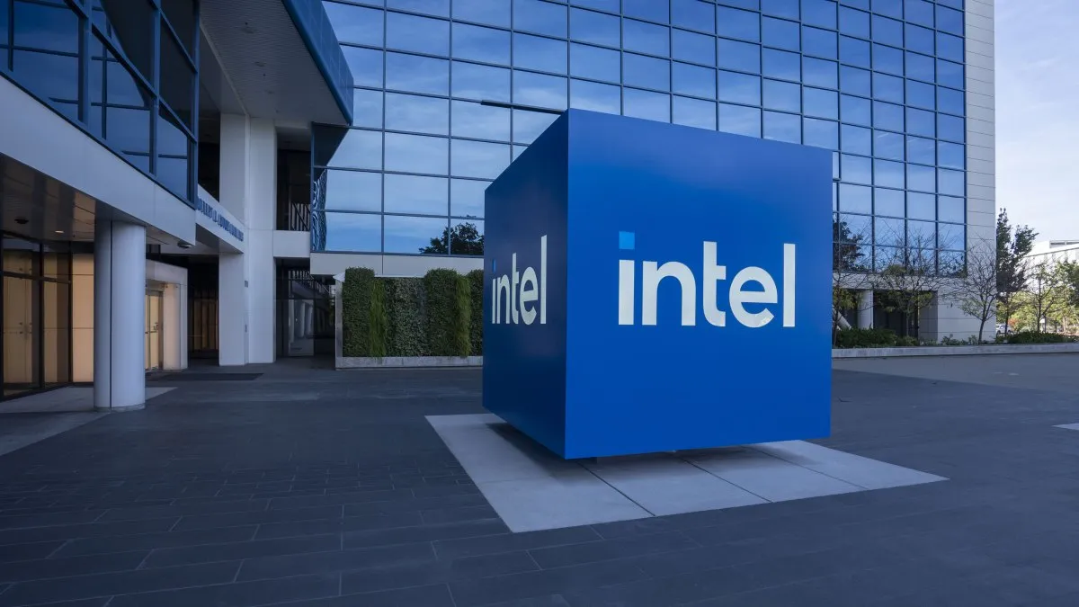 Intel Just Got $2.2 Billion in U.S. Government Funding—Here’s What It ...